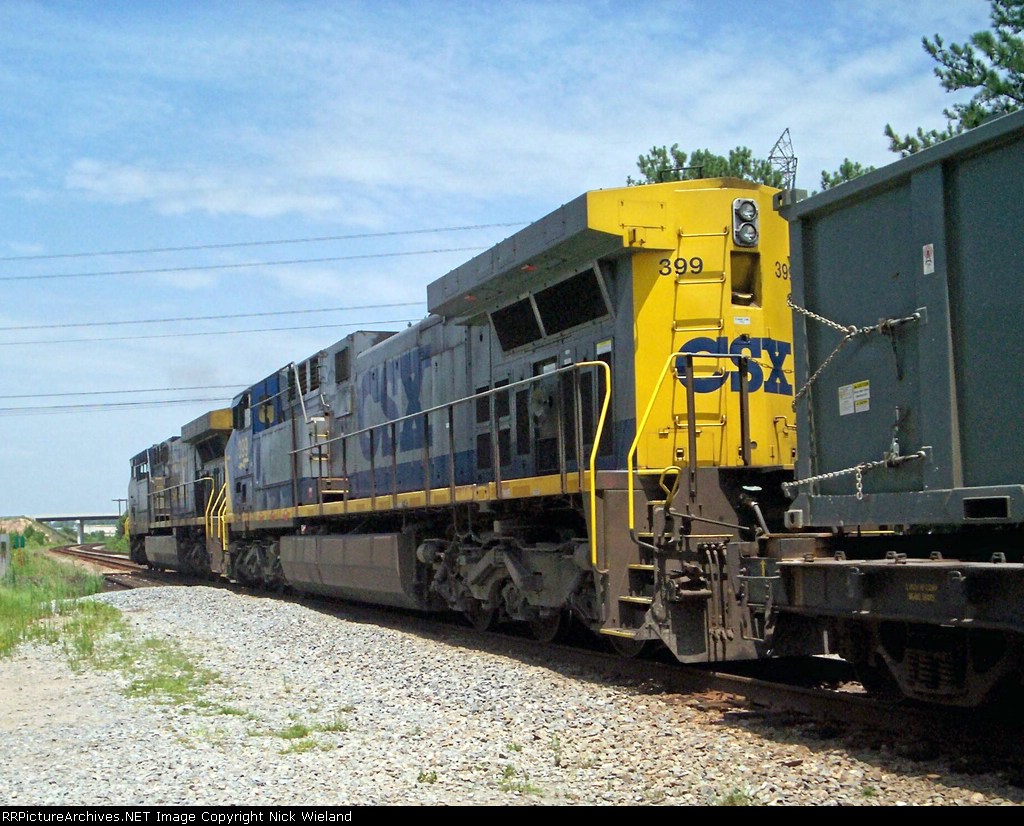 CSX 399 helps pull
